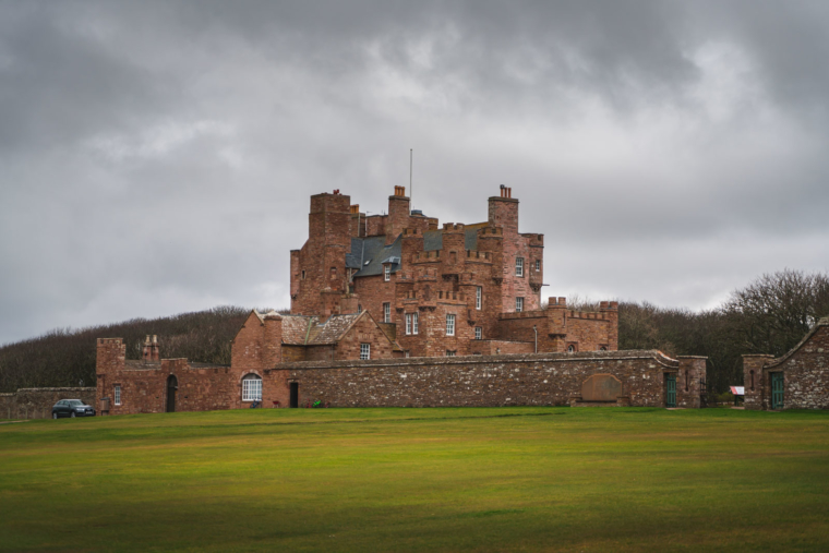 15 Best Castles in Scotland to Visit in 2024 - The Planet D