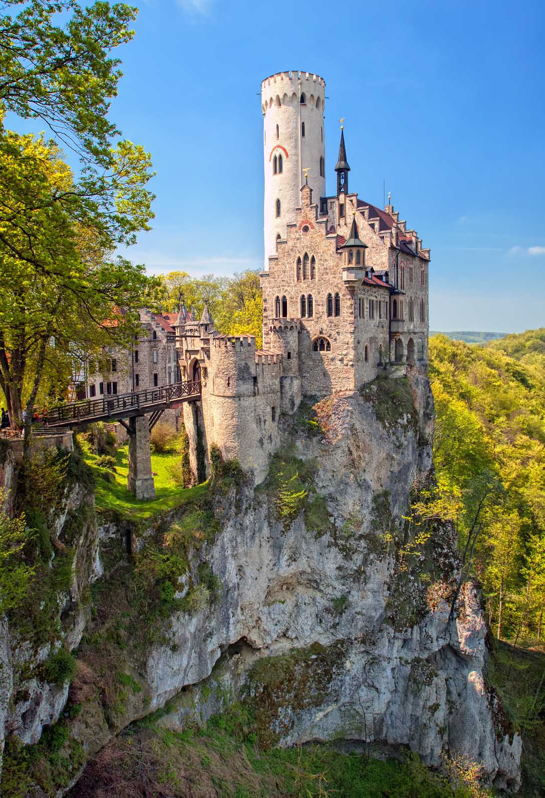 17 Best Castles in Germany To Visit in 2024 - The Planet D