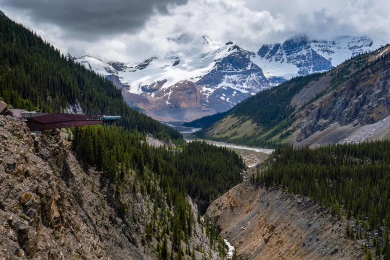 34 Most Beautiful Places to Visit in Alberta - The Planet D
