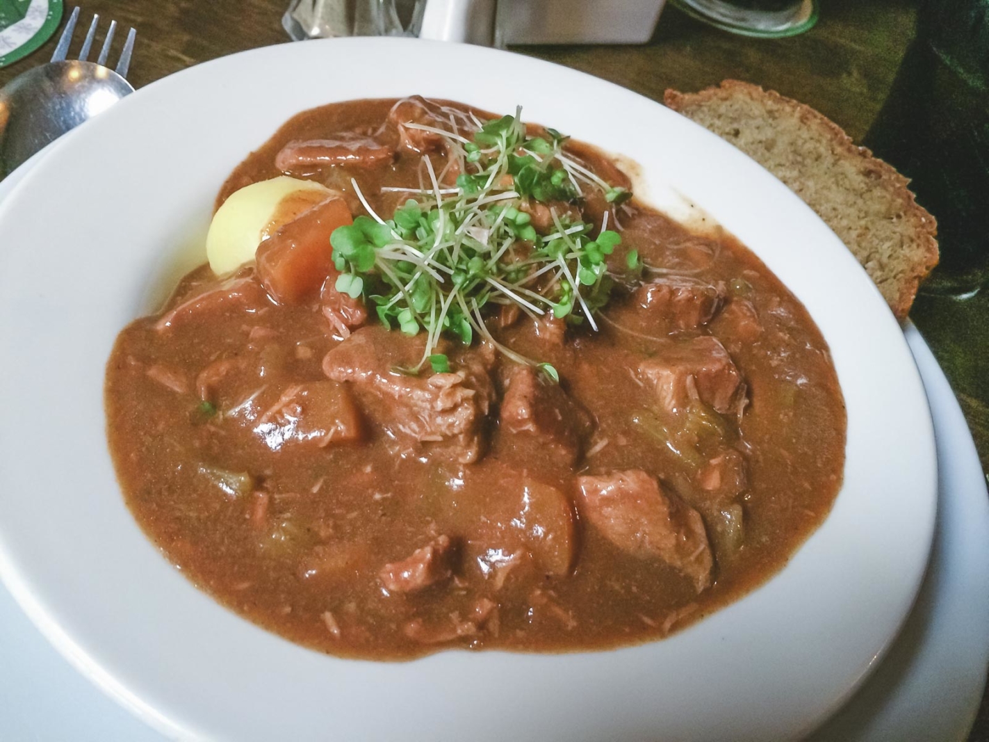British Food: 23 Best UK Dishes to Try at Home or Abroad | The Planet D