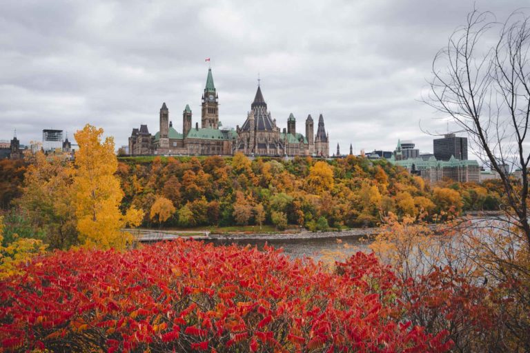 Famous Canada Landmarks to Add To Your Bucket List - The Planet D