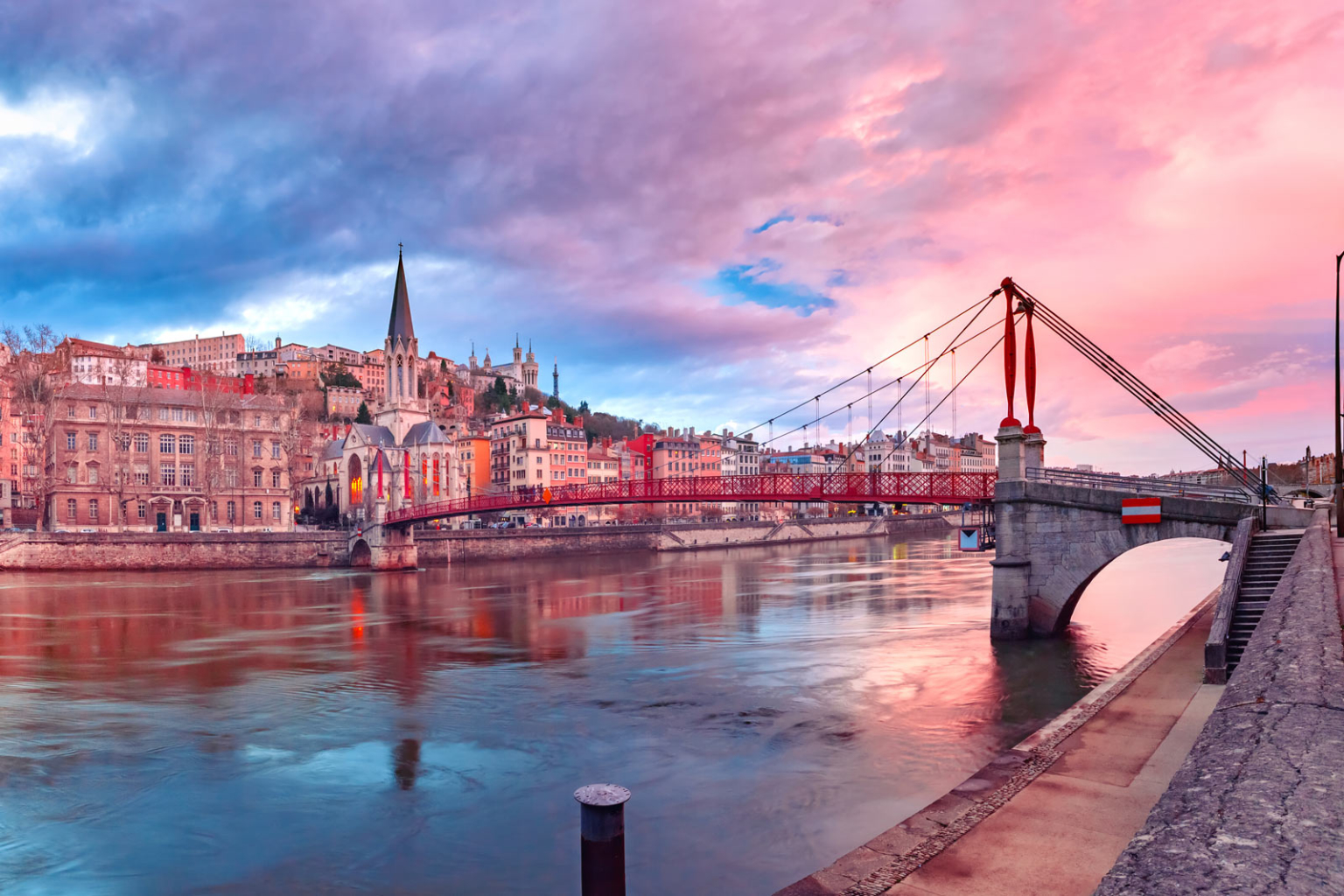 22 Beautiful Cities in France To Visit - The Planet D