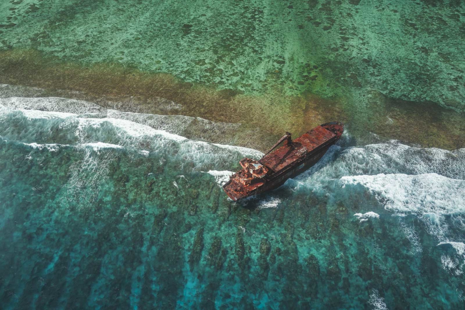 The Great Blue Hole In Belize: How To See This Natural Wonder - The ...