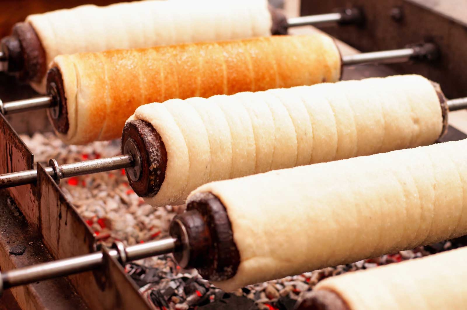 Hungarian Food: 21 Traditional Dishes to Try in Hungary or At Home ...