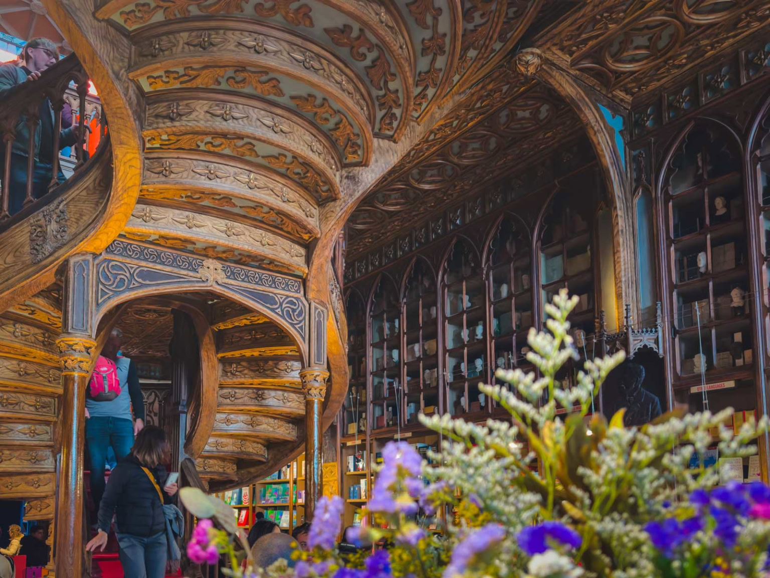 Livraria Lello, Porto: Tips For Visiting The Most Beautiful Bookstore ...