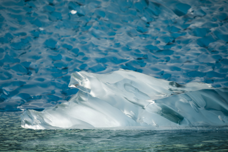 16 Fun and Interesting Facts About Alaska - The Planet D