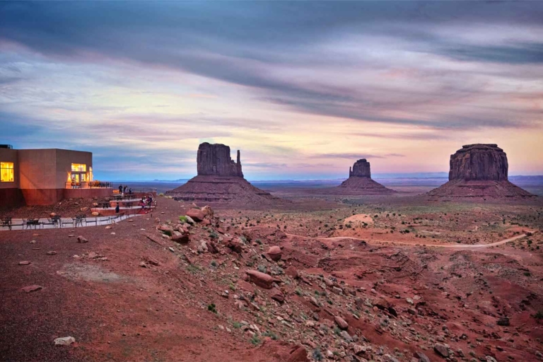 How To Visit Monument Valley in 2025: Your Ultimate Guide - The Planet D