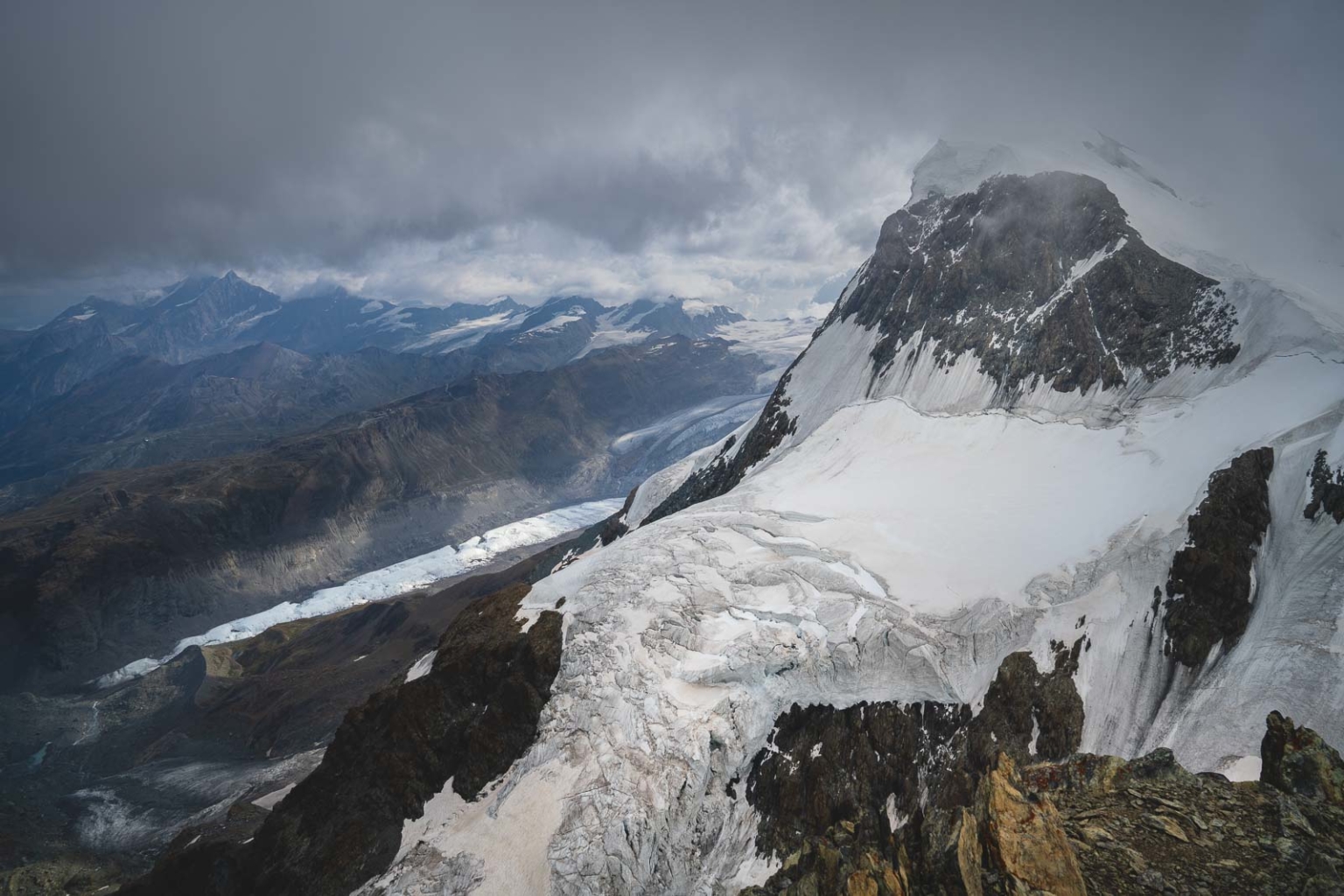 25 Beautiful Places to Visit in Switzerland - The Planet D