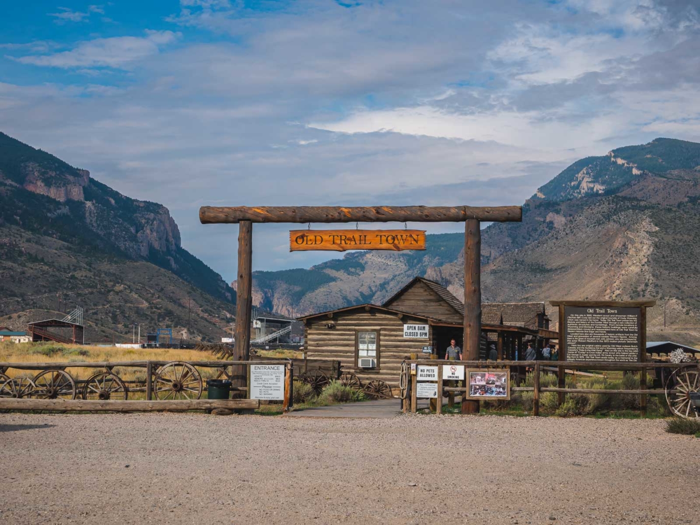 Things to do in Cody Wyoming - Wild West Gateway to Yellowstone ...