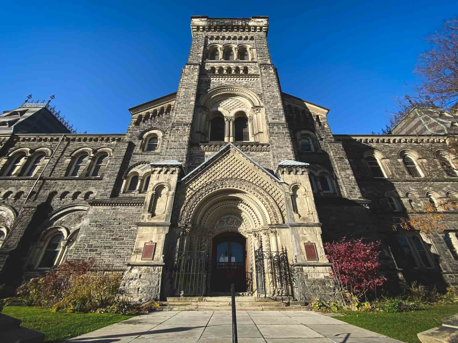 Toronto Tours by Locals in Photos and Video | The Planet D