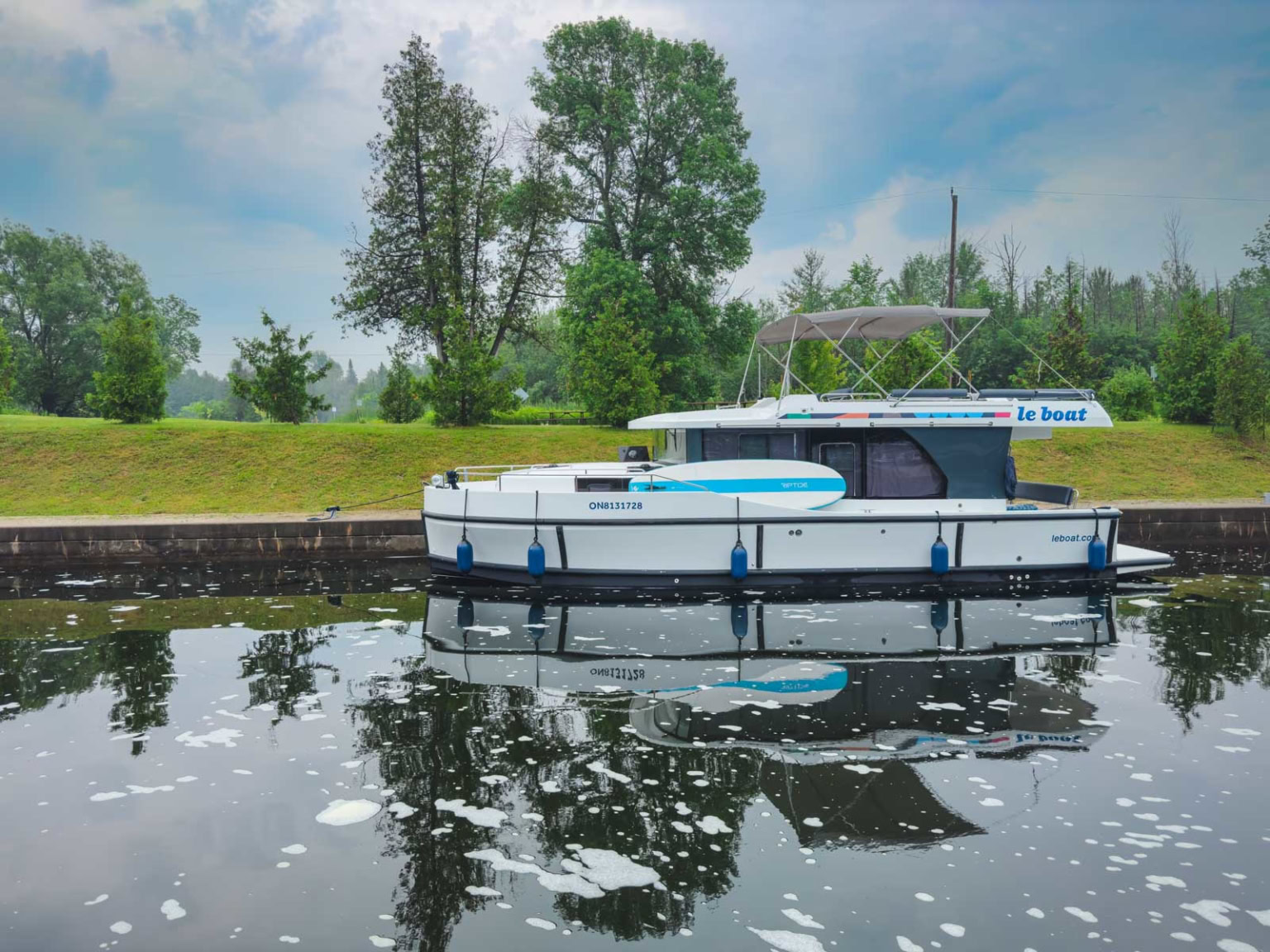 Exploring the Trent Severn Waterway on a Luxury Houseboat - Family ...