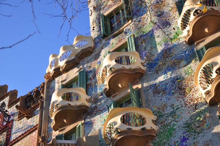 A Tour of the Works of Gaudi in Barcelona | The Planet D