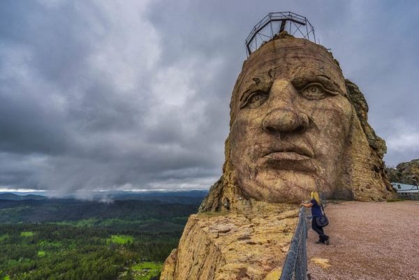 How to Visit Mount Rushmore and Crazy Horse - American Monuments