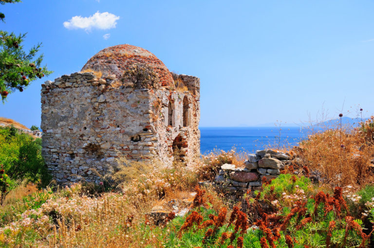 16 Delightful Things to do in Skiathos Greece - The Planet D